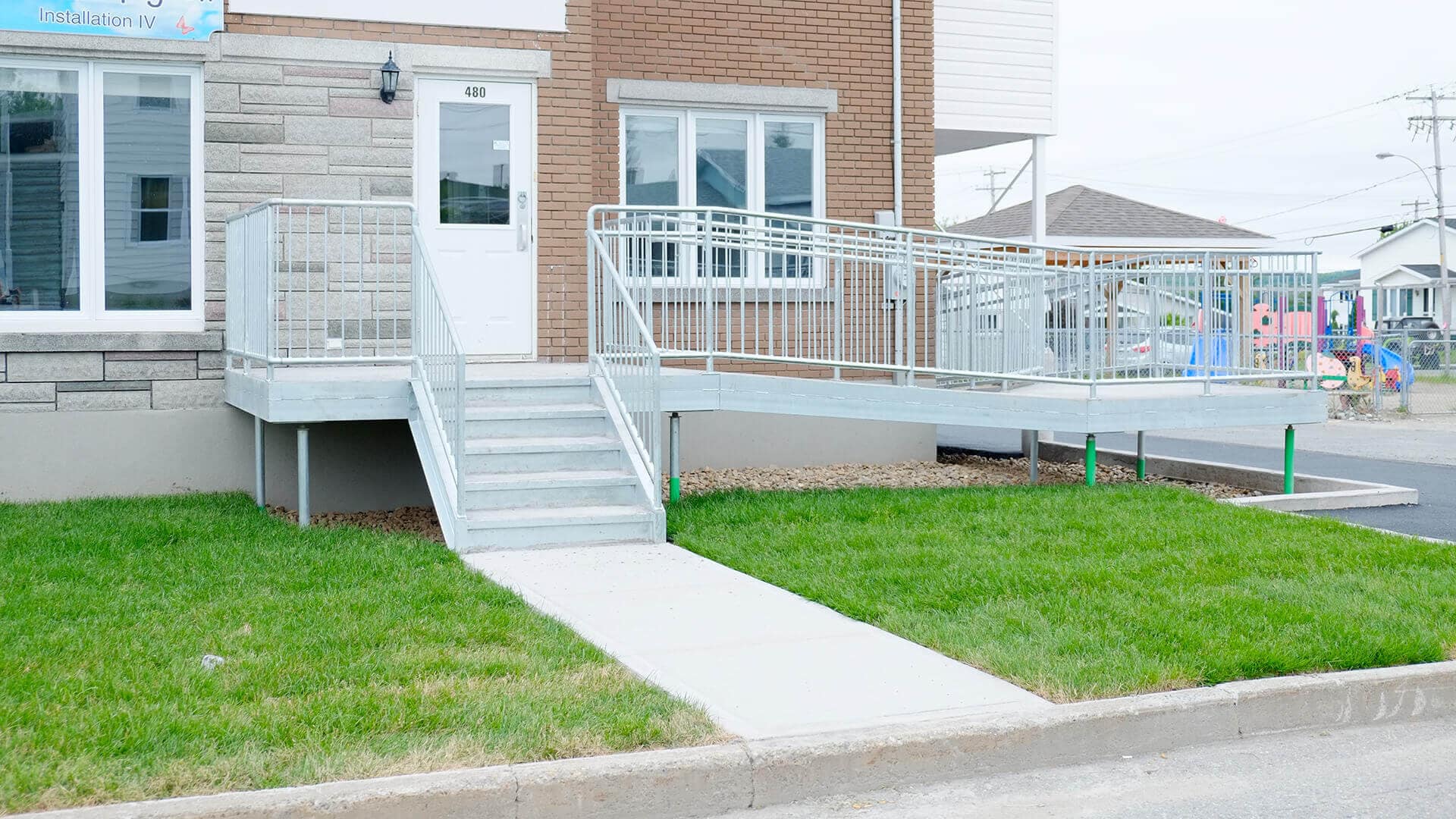 Commercial Ramp Support Structural Design | Techno Metal Post